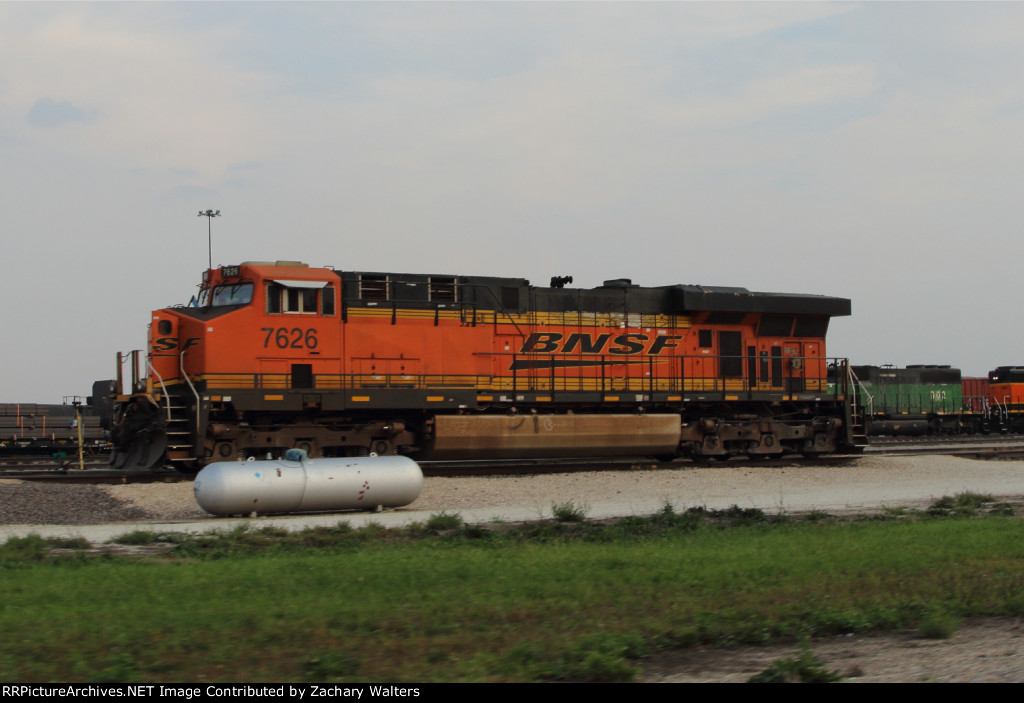 BNSF 7626